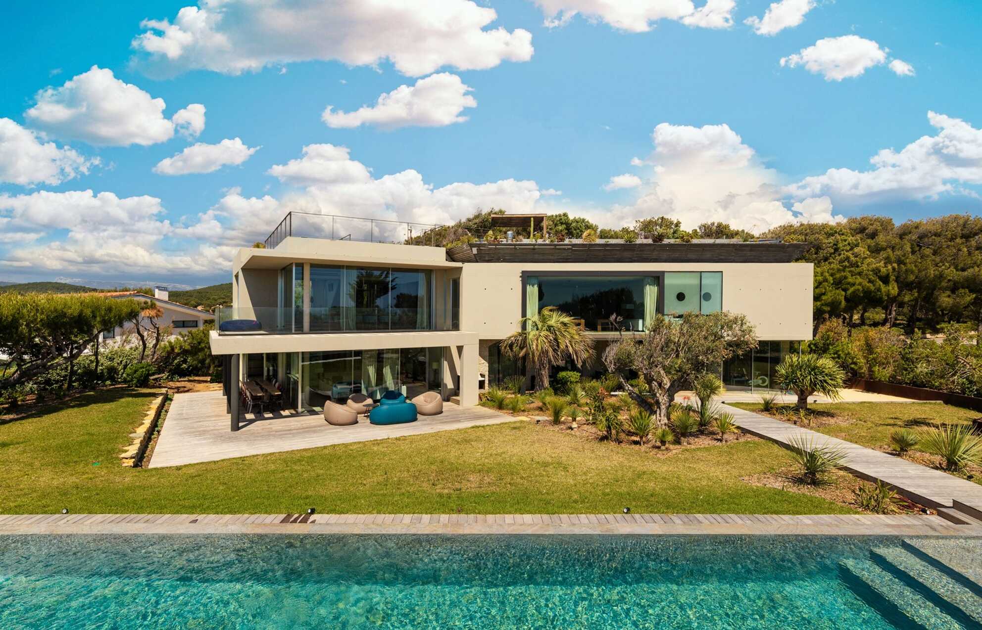 Villa Le Cap D'Alon in Bandol - Le Collectionist