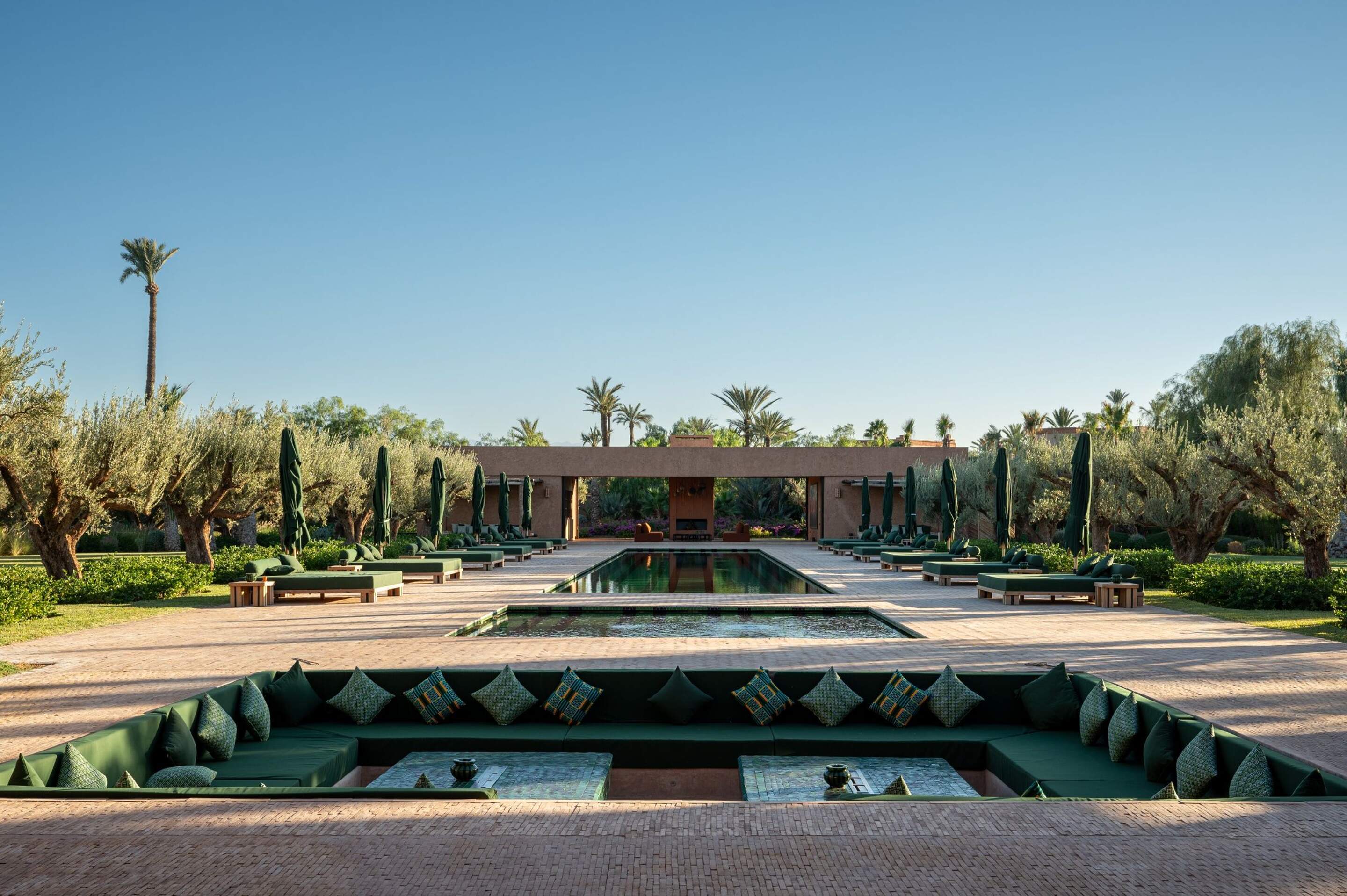 Dar Kemgia: Η μαγευτική έπαυλη στο Μαρόκο με τα αρχοντικά ψηλά ταβάνια & την ανατολίτικη ...