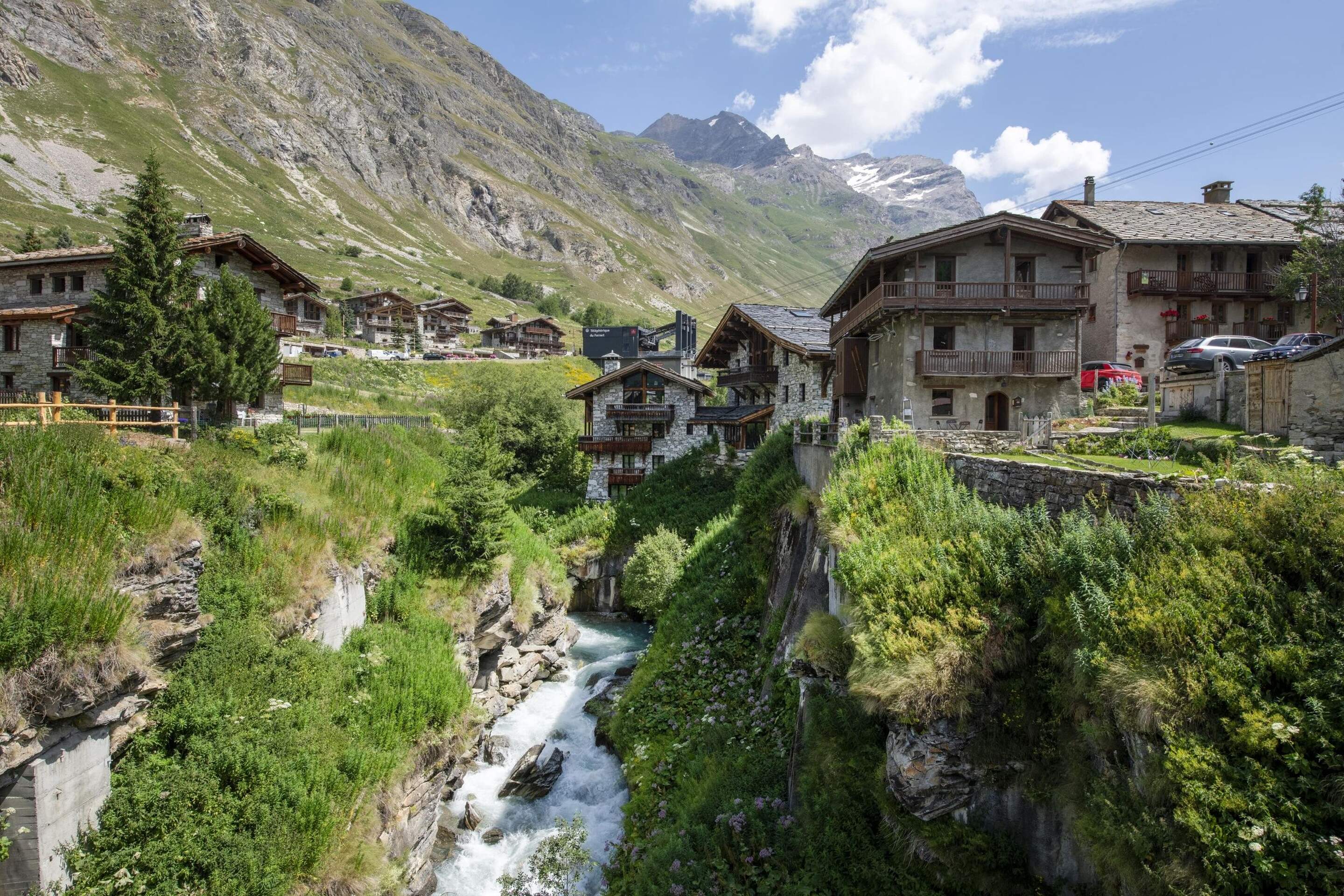 Ανακαλύψτε το Arolay! – Το ξύλινο Penthouse στις Γαλλικές Άλπεις – Ζεστή & cozy διακόσμηση – Θέα ...