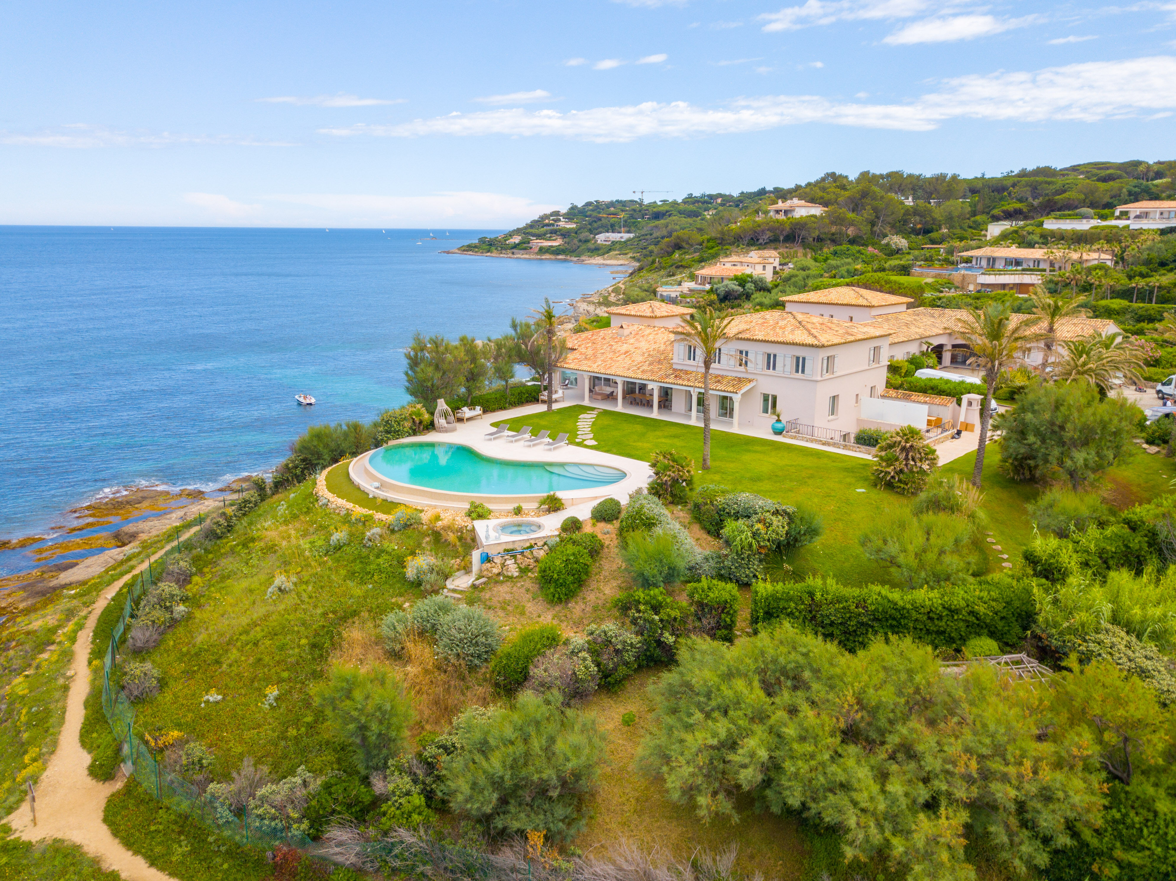 Luxury villa Rentals French Riviera | Le Collectionist
