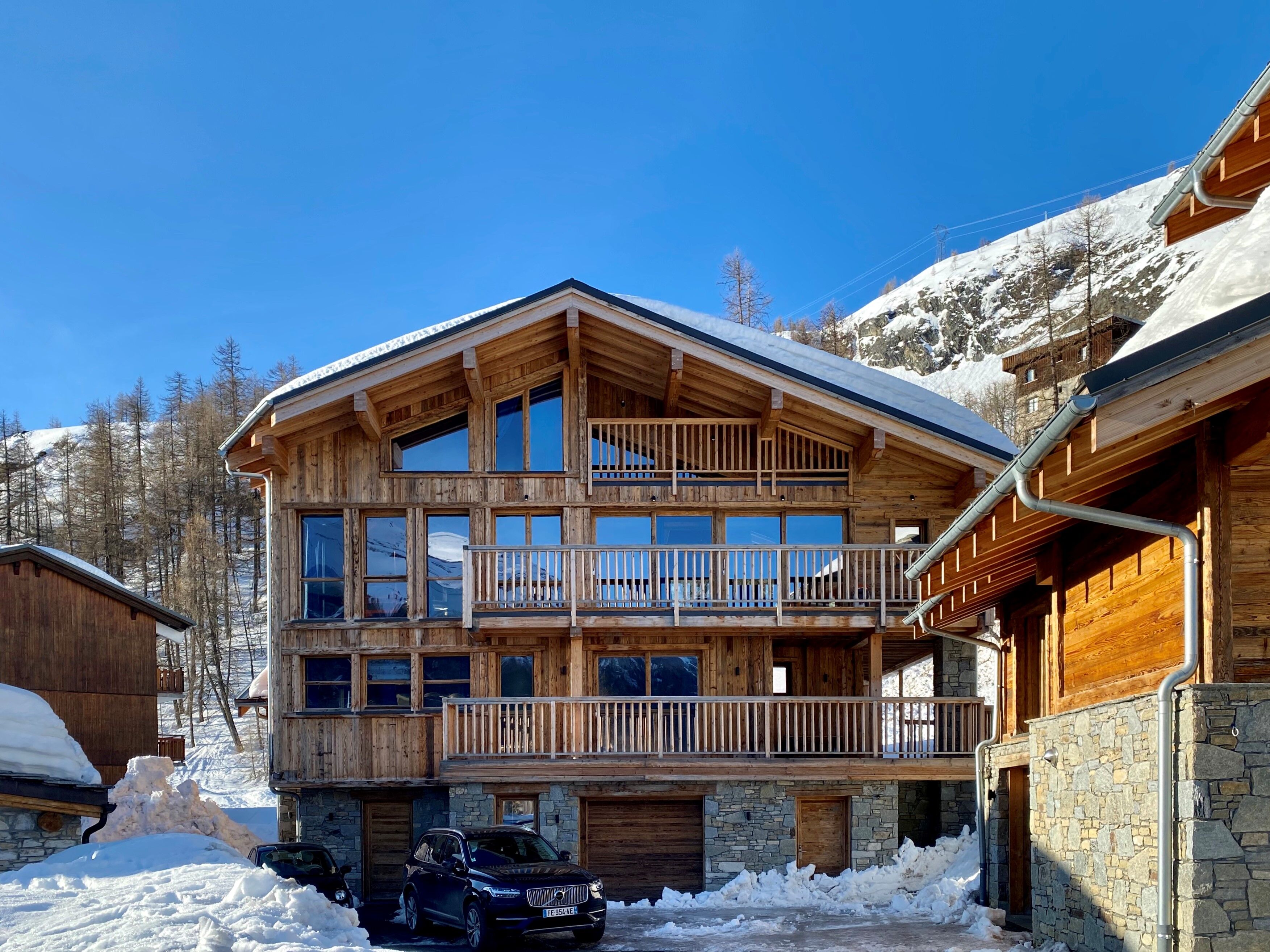 Luxury chalet Rentals Tignes | Le Collectionist